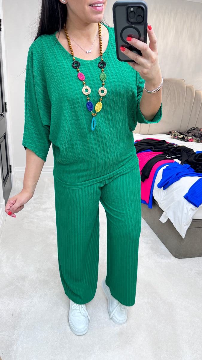 Alaxes Batwing Shape Crepe Top – BowsBoutiques