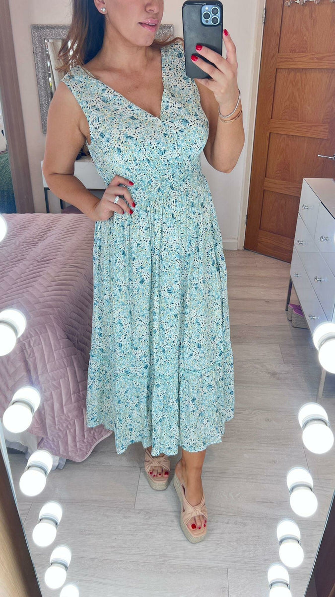 Chester Mint Floral Print Maxi Dress – BowsBoutiques